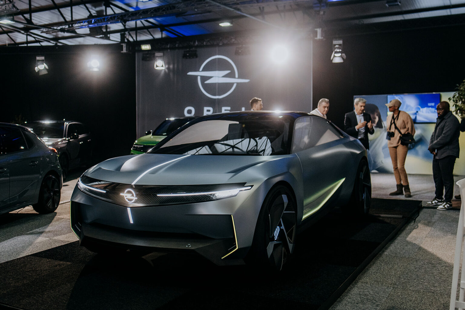 Stellantis fait son salon avec plein de nouveautés et concept-cars ...